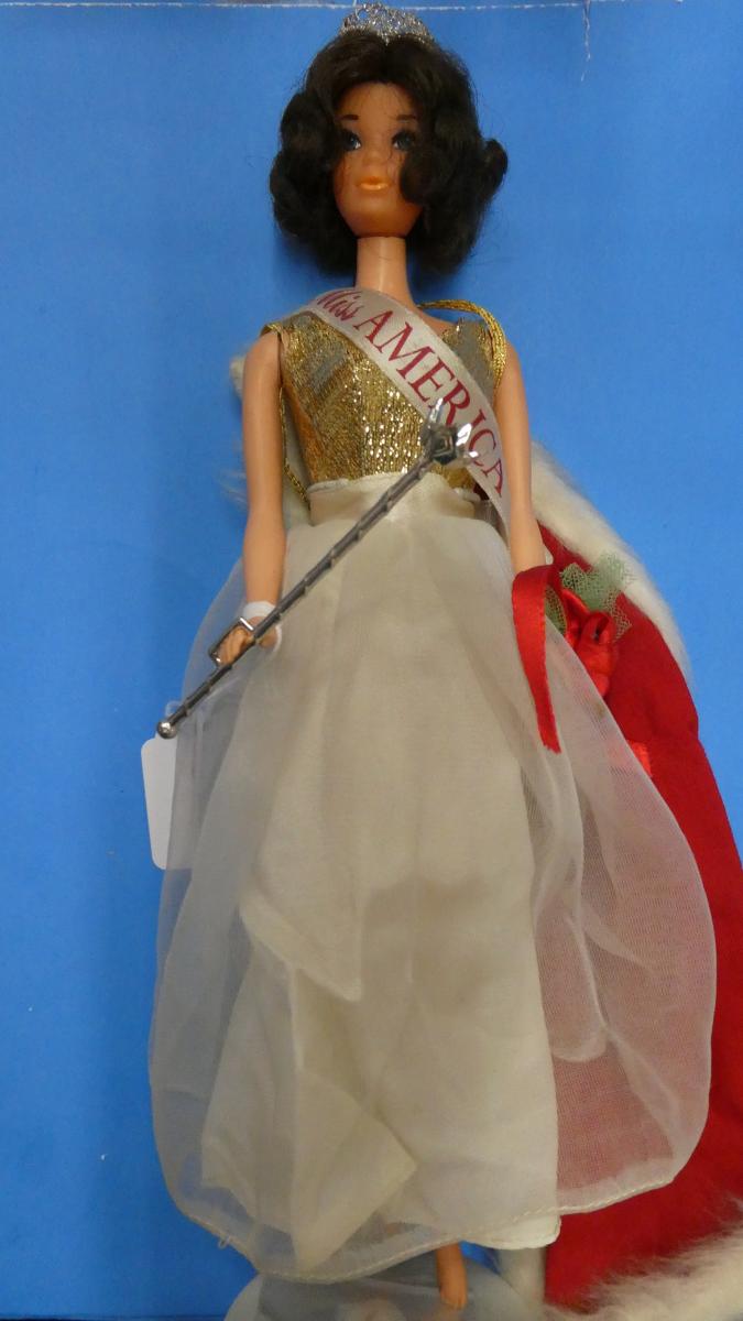 VB240 Miss America Barbie (1967-74 Dolls) - Nice Twice Dollshop